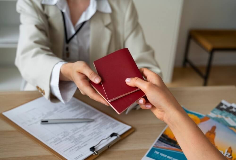 How to Check Your Qatar ID (QID) Status