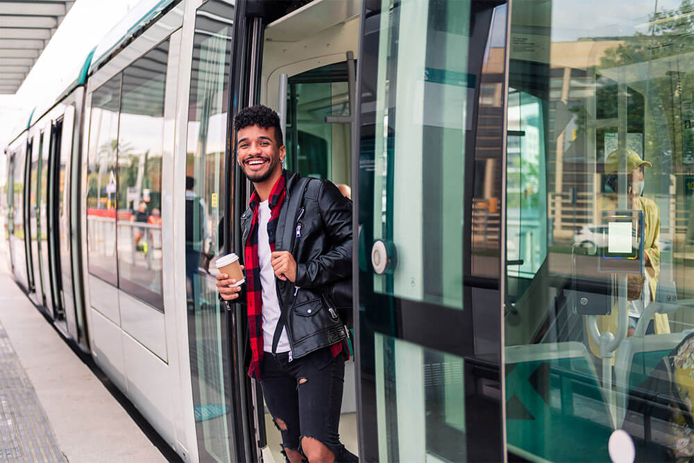 Lusail Tram - Lines, Stations & Fares