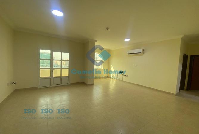 Rent in Hadramout Street: Unfurnished 2BR Apartment In Doha Jadeeda ...