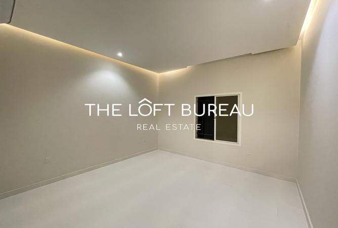 Rent in Retaj Building: Modernish style 02 BR and 02 Baths Great ...