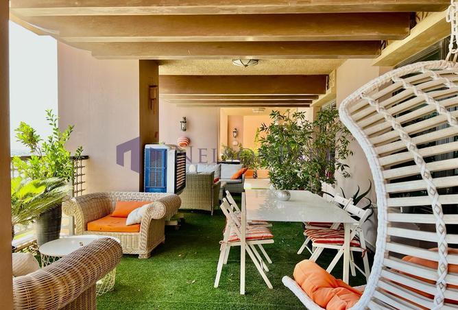 Sale in Tower 7 (Ferrari Tower): Have the chance to own this unqiue ...