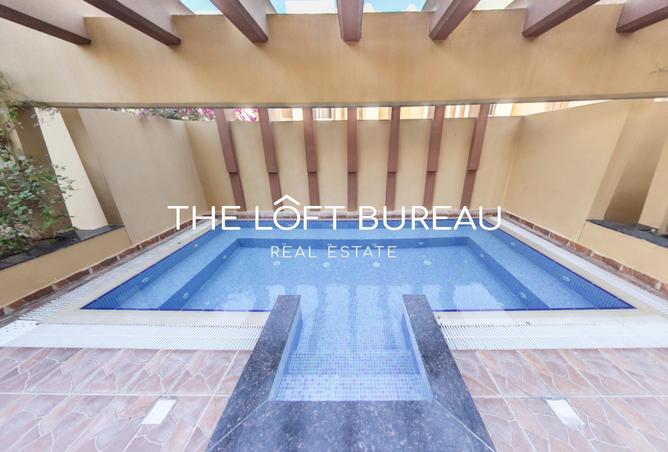 Rent in Al Messila: 1 Free Month! LUXURIOUS Compound! 5 BR+M Villa ...