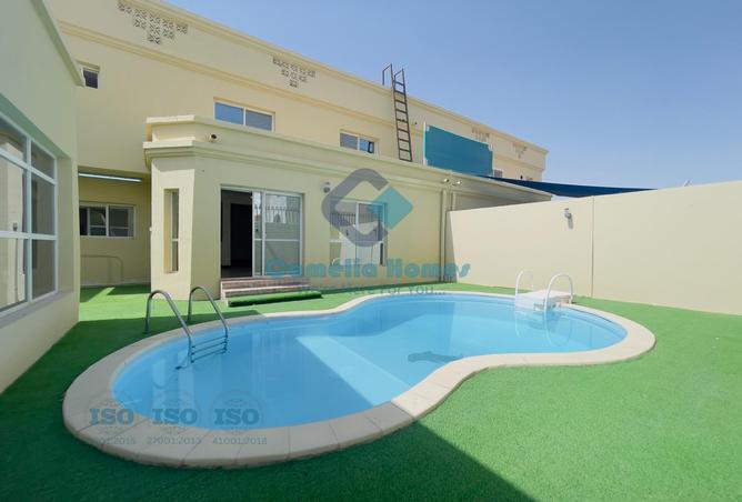 للايجار في شارع الوعب: 3BR+Maid+Driver|UF|Nice Compound Villa in Al Waab | بروبرتى فيندر