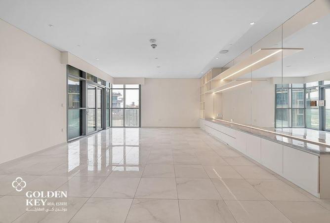 Rent in Seef Lusail: Sea View | 2BR+ Balcony | Semi-Furnished | Lusail ...