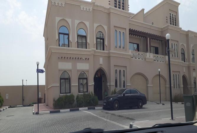 Villas for rent in Al Messila - 10 Houses for rent | Property Finder Qatar